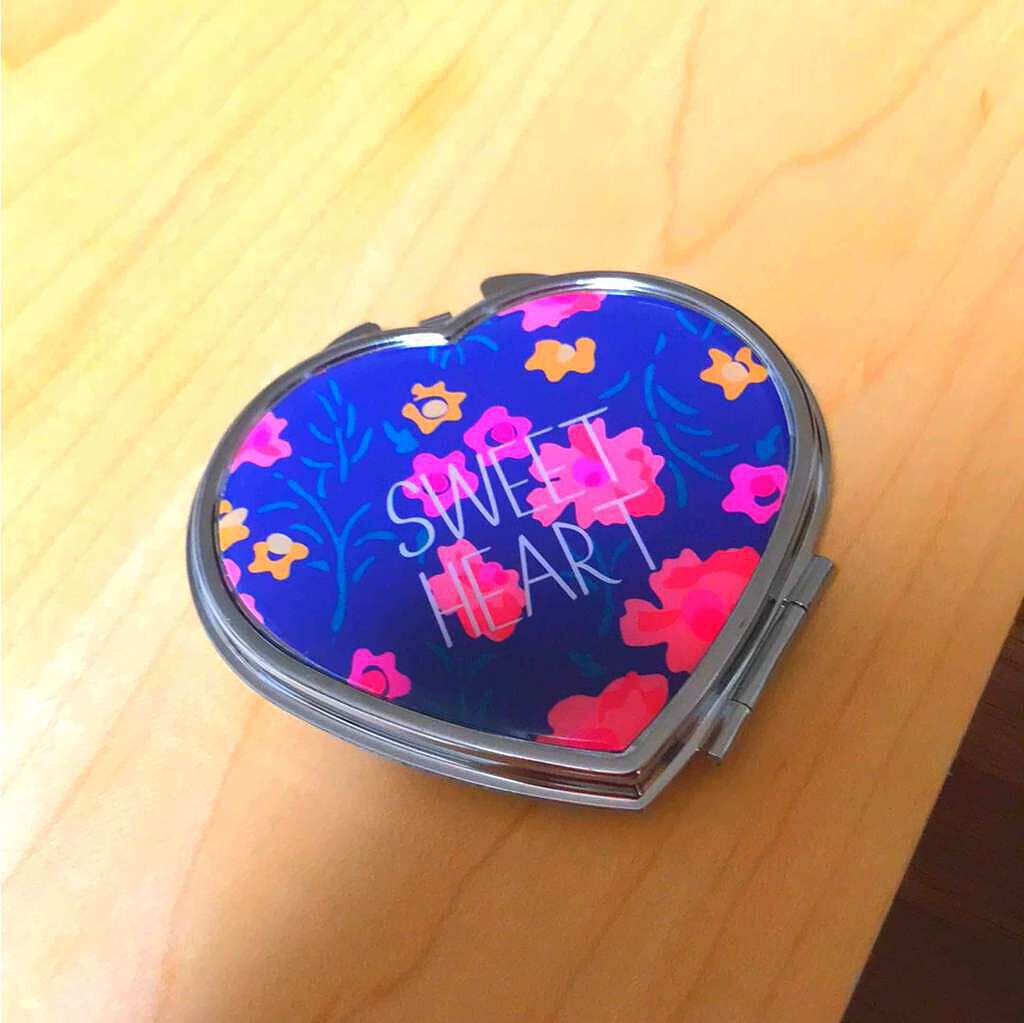 【試してみた】ハート型コンパクト鏡／DAISO | LIPS