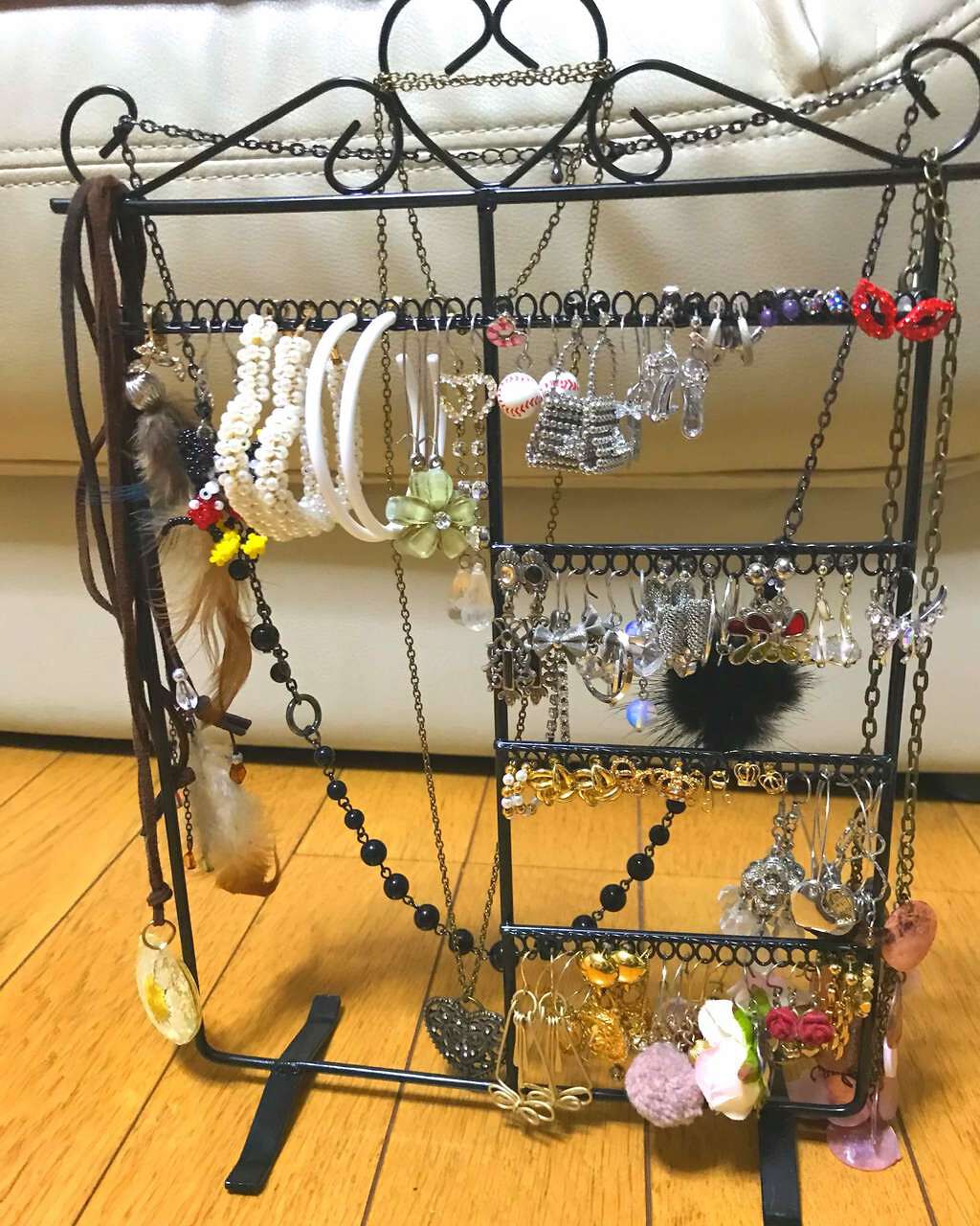 ピアスカバー|daisoの口コミ 今日、ダイソーで購入したアクセサリースタンドです。 By 💄chie 敏感肌50代前半 Lips