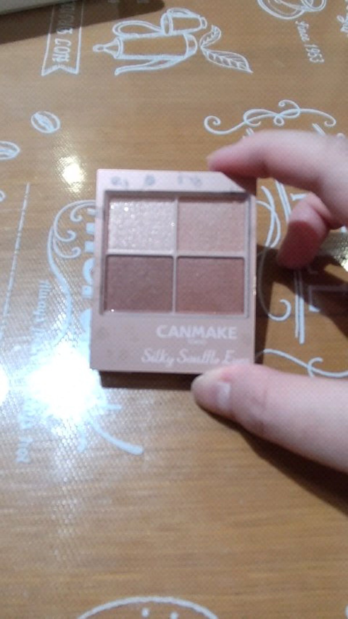 シルキースフレアイズ（マットタイプ） M05 マホガニーモカ / キャンメイク(CANMAKE) | LIPS